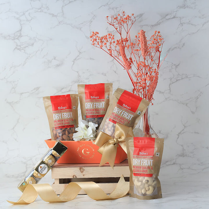 Curated Gift Hampers | Gift Collection Hamper- The Gift Studio