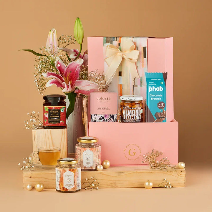 GIFT BOX MEDIUM MINT- 12X12X6 Inch – The Gift Studio